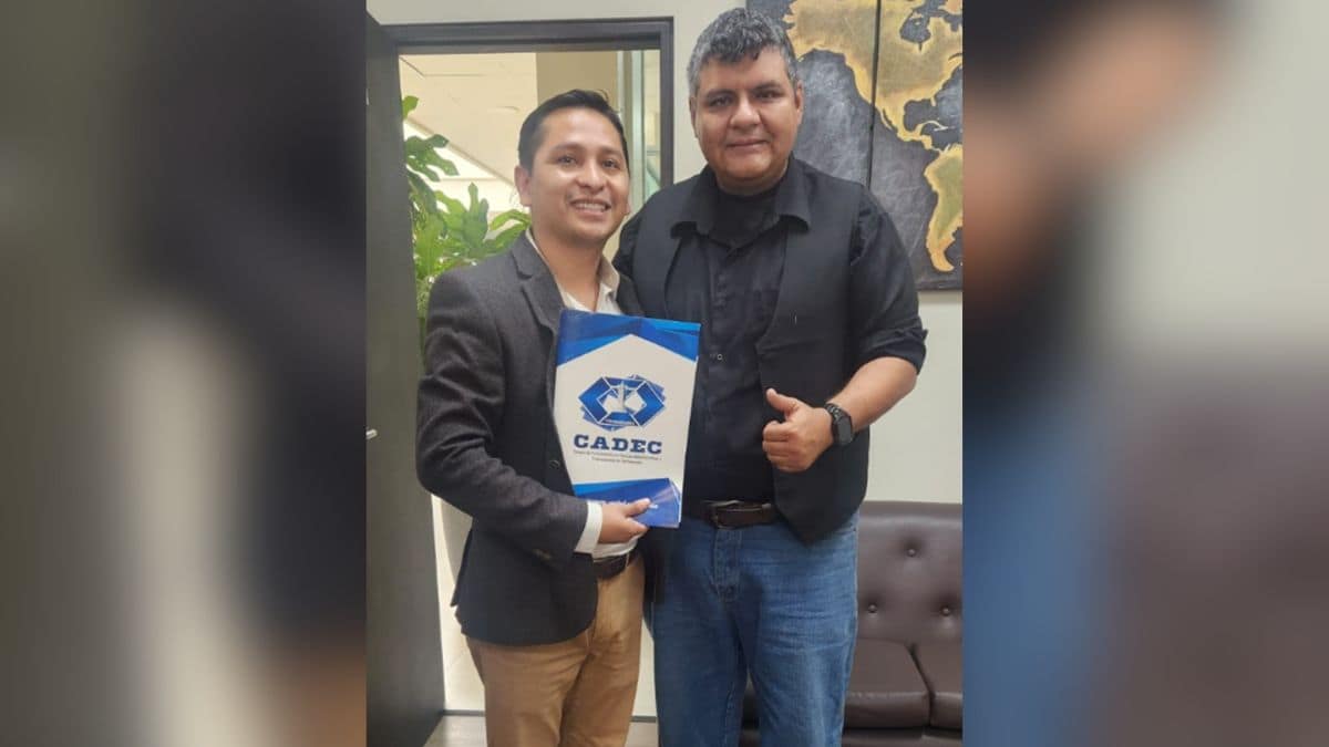 REUNIÓN ESTRATÉGICA DE INTENCIÓN DE CONVENIO ENTRE CADEC Y UNIVERSIDAD ...